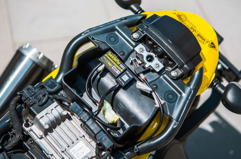 QuickShifter easy kit (iQSE-W1 + QSH harness) - HealTech UK